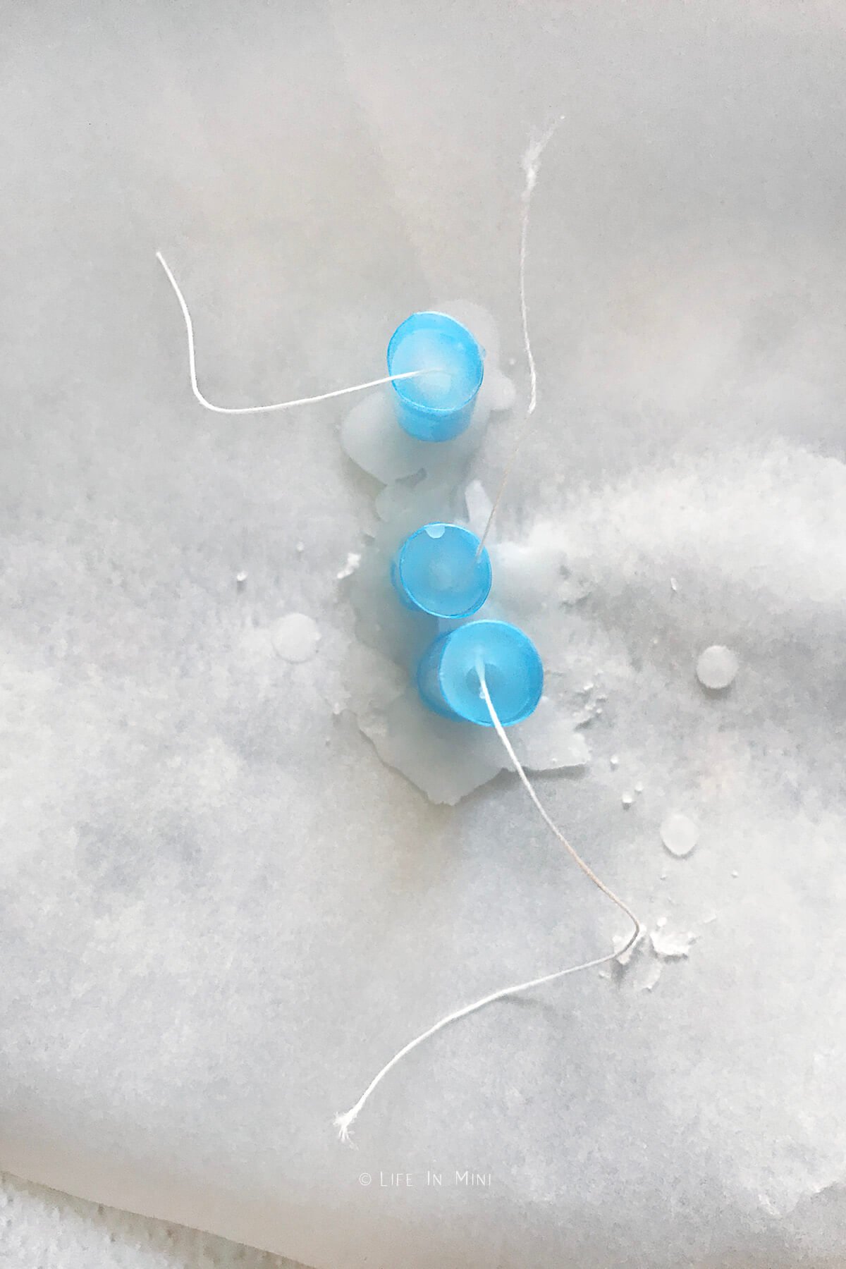 How to Make Miniature Candles – Life in Mini