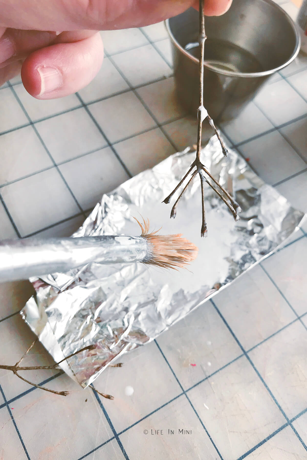 Miniature Red Berry Branches – Life in Mini