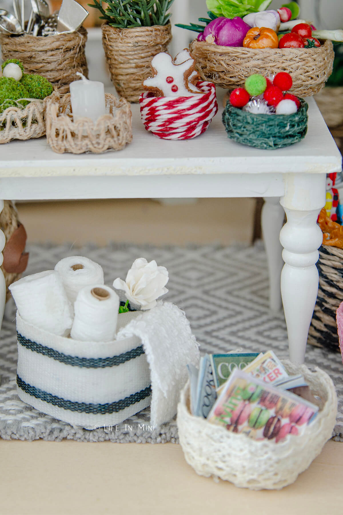 How to Make Mini Baskets – Life in Mini